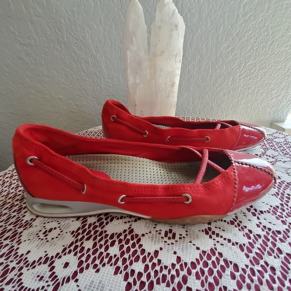 Cole Haan | Shoes | Cole Hand Nike Air Flats | Poshmark